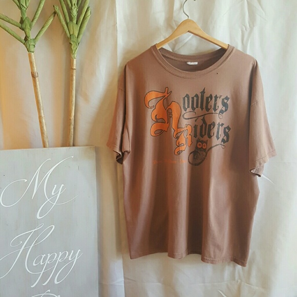 Shirts | Vtg Hooters Pasa Get Down Dena Mens Tshirt | Poshmark